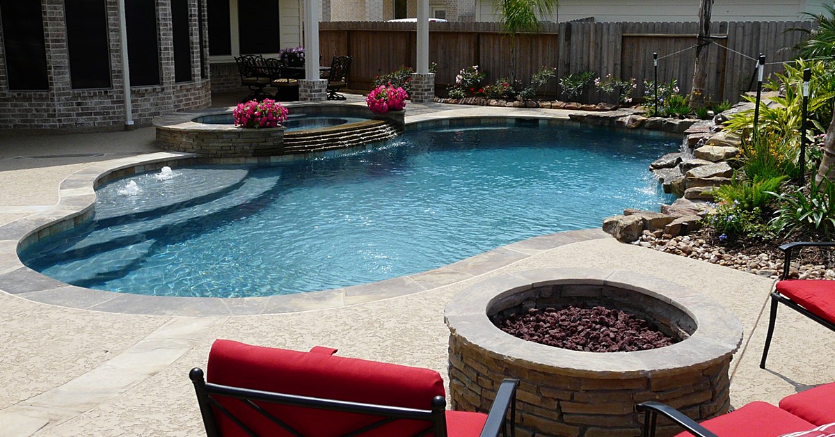 Transform Your Backyard Now - Award-Winning Katy Pool Builder | Pulliam